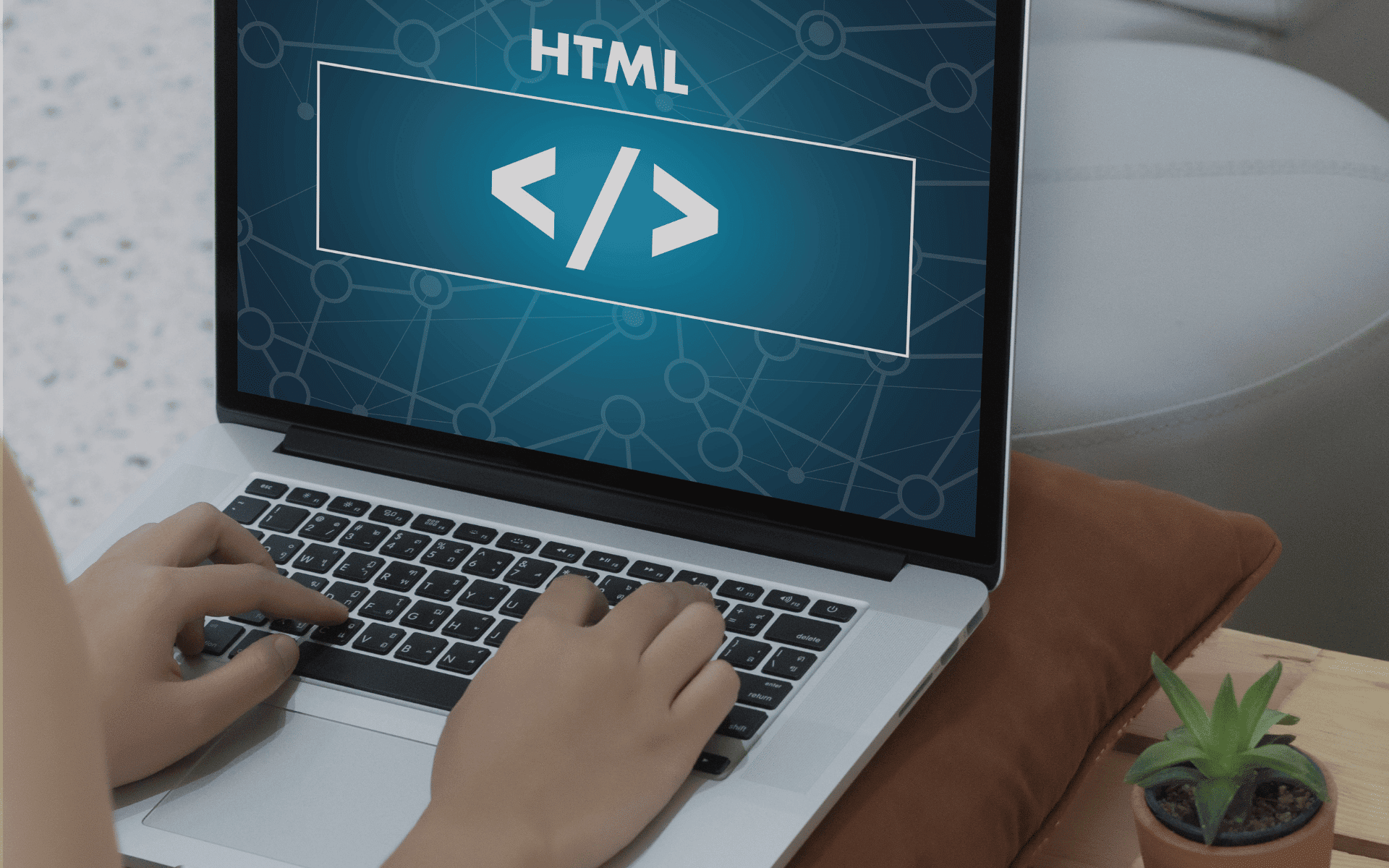 HTML - Freelance Developer | Expert in Shopify & WordPress Solutions